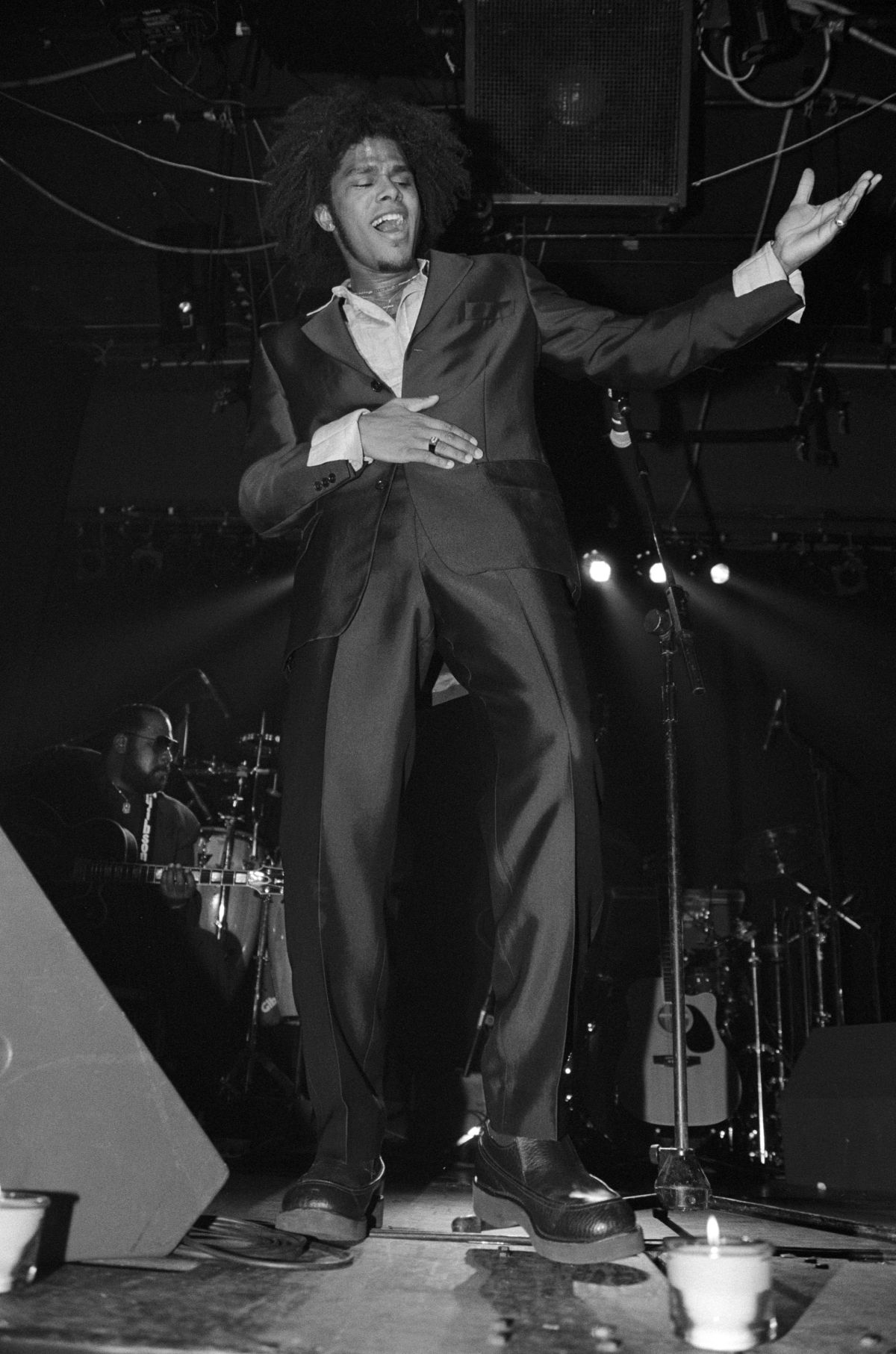 OMG! 14 Gorgeous Pictures Of Maxwell!